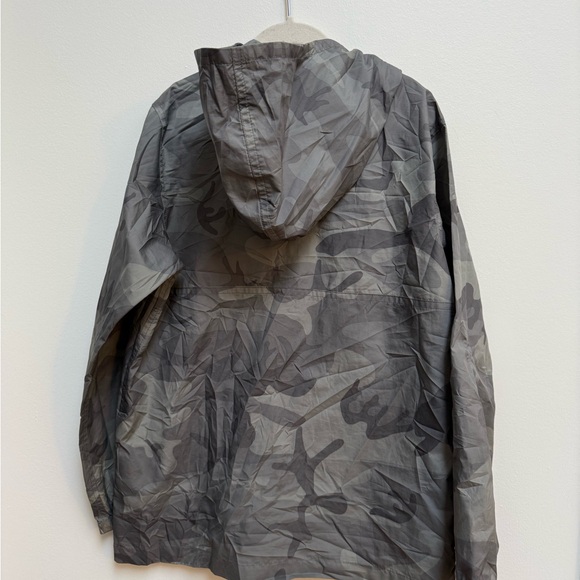 Patagonia | Jackets & Coats | Camouflage Hooded Jacket With Neon ...